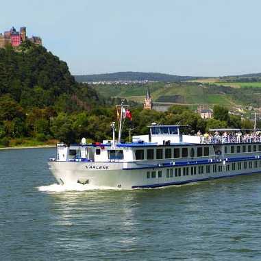 Loire Valley Bike & Barge Tours | Loire Cycle & Boat | UTracks