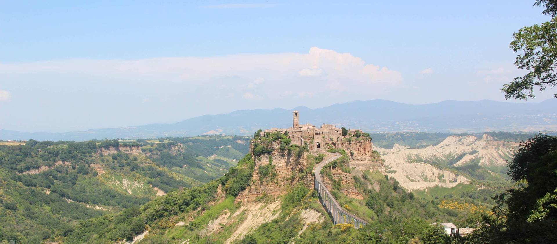 Hilltop Towns Of Italy Walking Tour | Umbria, Lazio & Tuscany