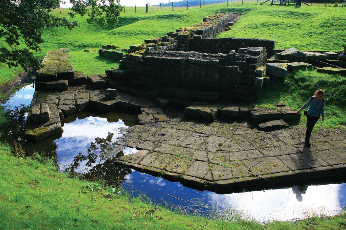 UTracks | The Hadrian’s Wall Path: An In Depth Guide