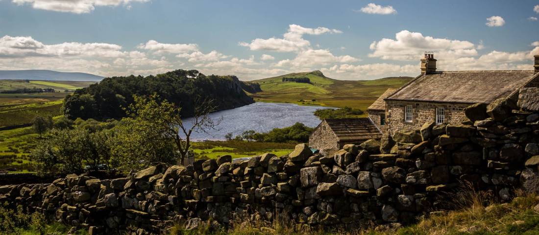 UTracks | The Hadrian’s Wall Path: An In Depth Guide